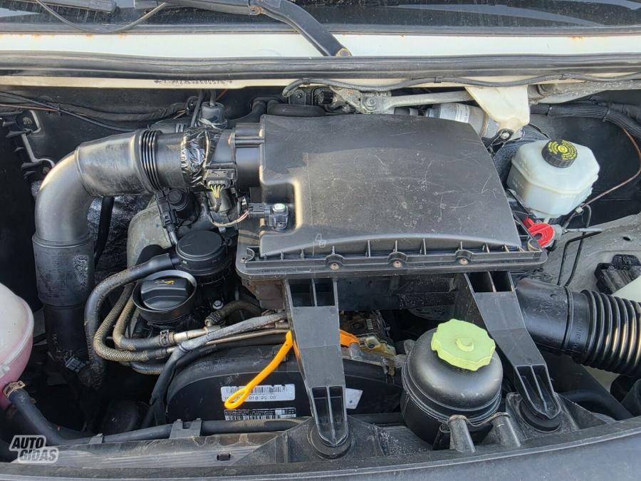 Volkswagen Crafter 2009 Viļņa, ar dzinēja tilpumu 2.50 L un nobraukumu 363 tūkst. km par 8500 €, foto 34 vietnē AUTOMOTO.COM.LV