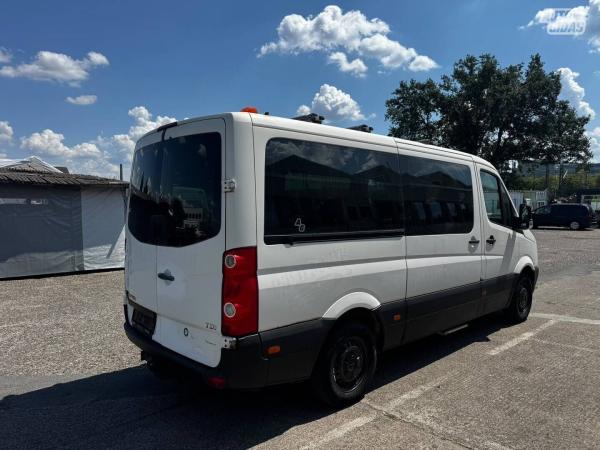 Volkswagen Crafter 2010 in Vilnius, with an engine capacity of 2.50 L and mileage of 302 thousand km for 7999 €, photo 10 on AUTOMOTO.COM.LV