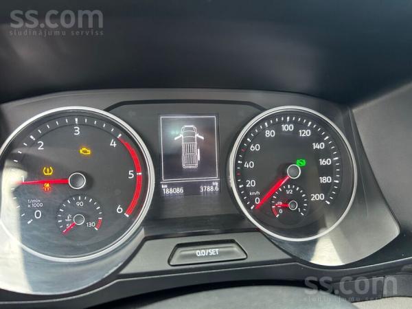Volkswagen Crafter 2019 Rīga, ar dzinēja tilpumu 2.00 L un nobraukumu 188 tūkst. km par 21800 €, foto 3 vietnē AUTOMOTO.COM.LV
