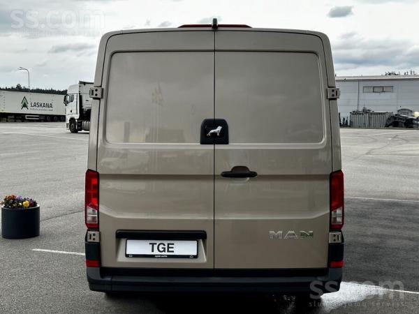 Volkswagen Crafter 2025 Rīga, ar dzinēja tilpumu 2.00 L un nobraukumu 30 tūkst. km par 50450 €, foto 3 vietnē AUTOMOTO.COM.LV