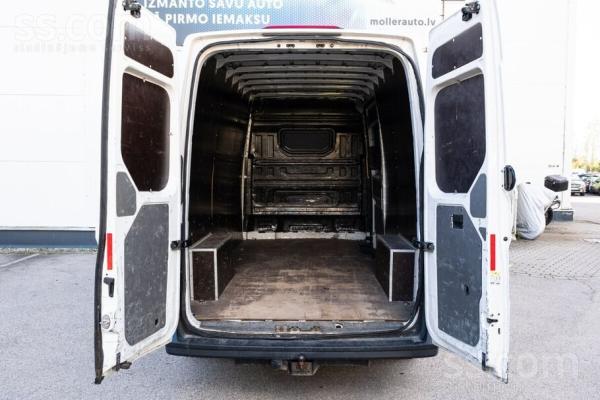 Volkswagen Crafter 2021 in Riga on AUTOMOTO.COM.LV Volkswagen Crafter 2021 in Riga, with an engine capacity of 2.00 L and mileage of 195 thousand km for 17950 ā¬, photo 7 on AUTOMOTO.COM.LV