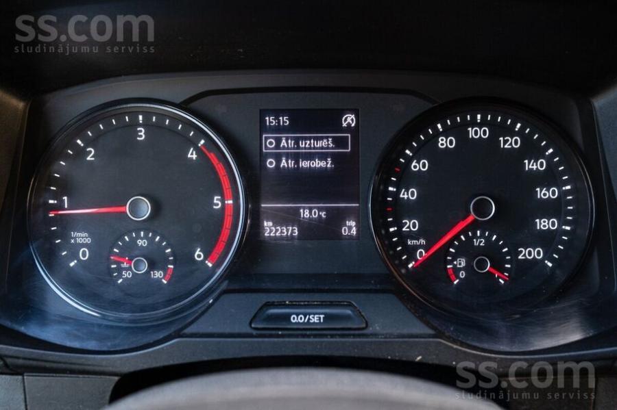 Volkswagen Crafter 2021 Rīga, ar dzinēja tilpumu 2.00 L un nobraukumu 195 tūkst. km par 17950 €, foto 15 vietnē AUTOMOTO.COM.LV