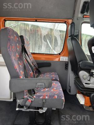 Oranžs Volkswagen Crafter 2007 Jelgava, ar dzinēja tilpumu 2.50 L un nobraukumu 301 tūkst. km par 11350 €, foto 7 vietnē AUTOMOTO.COM.LV
