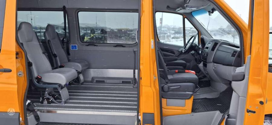 Oranžs Volkswagen Crafter 2015 Marijampole, ar dzinēja tilpumu 2.00 L un nobraukumu 167 tūkst. km par 14900 €, foto 12 vietnē AUTOMOTO.COM.LV