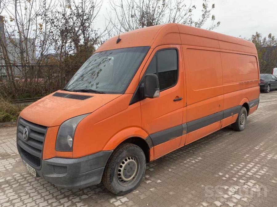 Orange Volkswagen Crafter 2009 in Riga, with an engine capacity of 2.50 L and mileage of 380 thousand km for 1900 €, photo 1 on AUTOMOTO.COM.LV