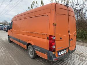 Orange Volkswagen Crafter 2009 in Riga, with an engine capacity of 2.50 L and mileage of 380 thousand km for 1900 €, photo 5 on AUTOMOTO.COM.LV