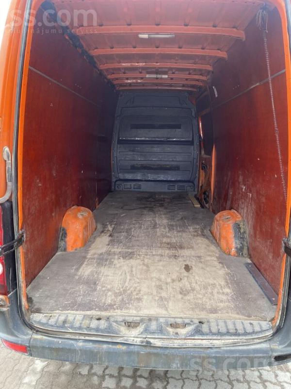 Oranžs Volkswagen Crafter 2009 Rīga, ar dzinēja tilpumu 2.50 L un nobraukumu 380 tūkst. km par 1900 €, foto 8 vietnē AUTOMOTO.COM.LV