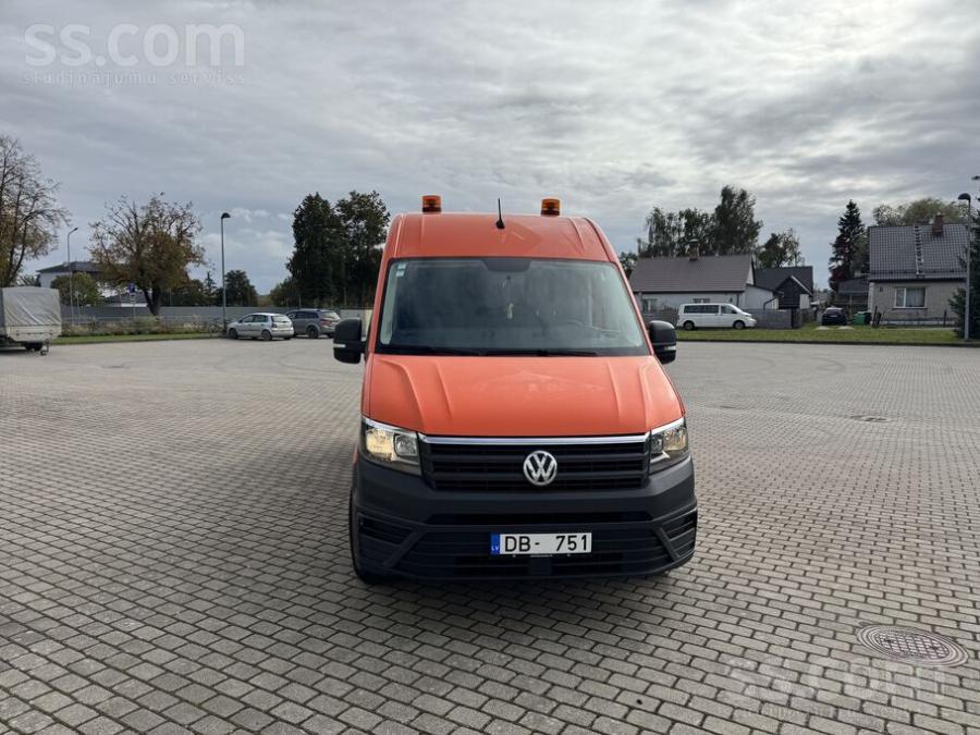 Orange Volkswagen Crafter 2017 in Dobele, with an engine capacity of 2.00 L and mileage of 128 thousand km for 19965 €, photo 3 on AUTOMOTO.COM.LV