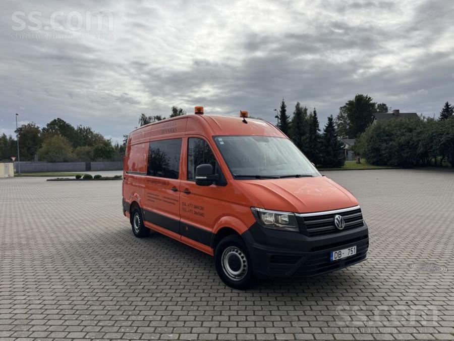 Orange Volkswagen Crafter 2017 in Dobele, with an engine capacity of 2.00 L and mileage of 128 thousand km for 19965 €, photo 4 on AUTOMOTO.COM.LV
