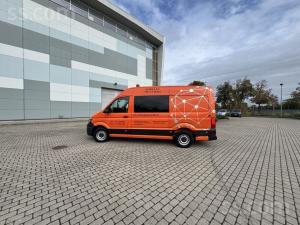 Orange Volkswagen Crafter 2017 in Dobele, with an engine capacity of 2.00 L and mileage of 128 thousand km for 19965 €, photo 12 on AUTOMOTO.COM.LV