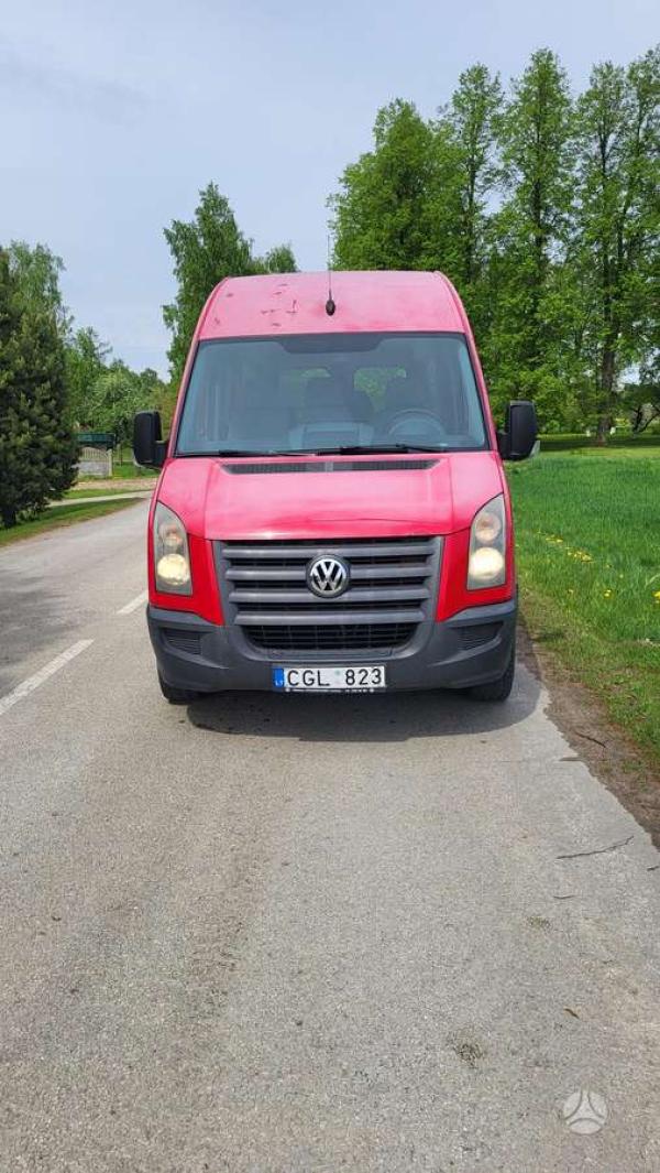 Sarkans Volkswagen Crafter 2006 Panevēža, ar dzinēja tilpumu 2.50 L un nobraukumu 353 tūkst. km par 3400 €, foto 1 vietnē AUTOMOTO.COM.LV