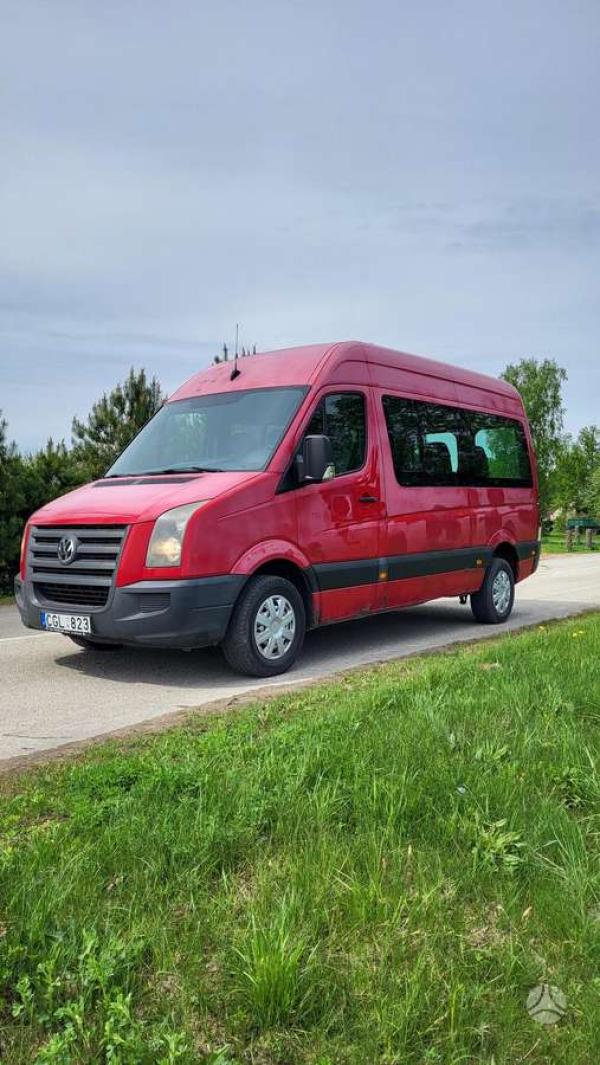Sarkans Volkswagen Crafter 2006 Panevēža, ar dzinēja tilpumu 2.50 L un nobraukumu 353 tūkst. km par 3400 €, foto 3 vietnē AUTOMOTO.COM.LV