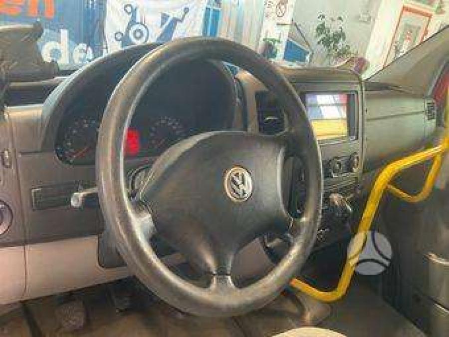 Sarkans Volkswagen Crafter 2010 Tauragė, ar dzinēja tilpumu 2.46 L un nobraukumu 611 tūkst. km par 3800 €, foto 12 vietnē AUTOMOTO.COM.LV