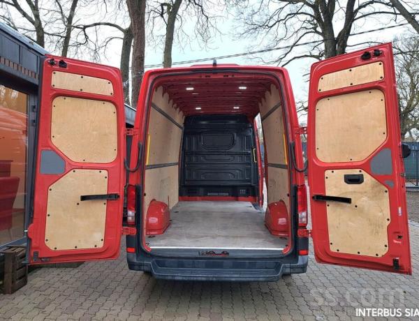 Red Volkswagen Crafter 2020 in Riga, with an engine capacity of 2.00 L and mileage of 0 thousand km for 20449 €, photo 5 on AUTOMOTO.COM.LV