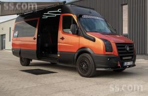 Sarkans Volkswagen Crafter 2007 Rīga, ar dzinēja tilpumu 2.50 L un nobraukumu 0 tūkst. km par 18999 €, foto  vietnē AUTOMOTO.COM.LV