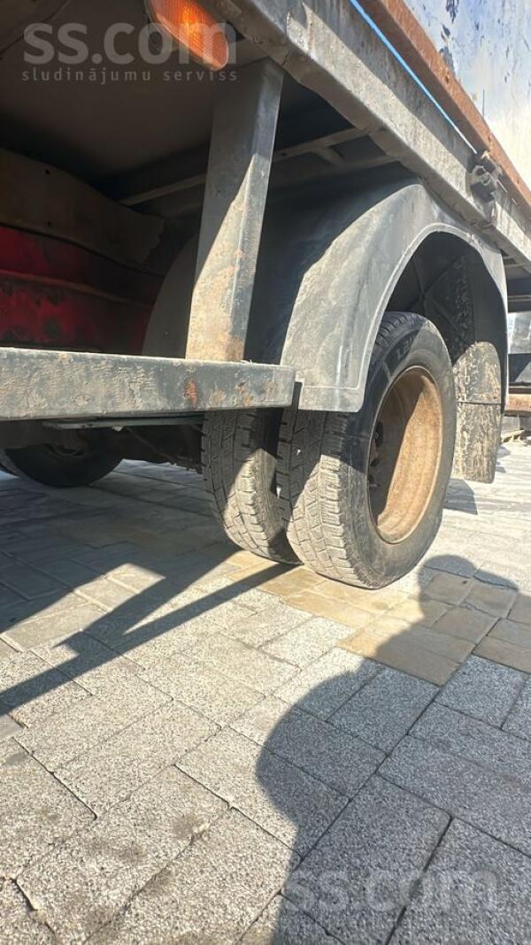 Sarkans Volkswagen Crafter 2008 Rīga, ar dzinēja tilpumu 2.50 L un nobraukumu 328 tūkst. km par 2800 €, foto 6 vietnē AUTOMOTO.COM.LV