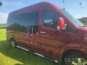 Red Volkswagen Crafter 2008 in Riga, with an engine capacity of 2.50 L and mileage of 233 thousand km for 10900 €, photo 12 on AUTOMOTO.COM.LV