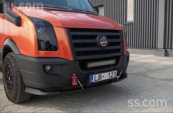 Red Volkswagen Crafter 2008 in Riga, with an engine capacity of 2.50 L and mileage of 650 thousand km for 16500 €, photo 5 on AUTOMOTO.COM.LV