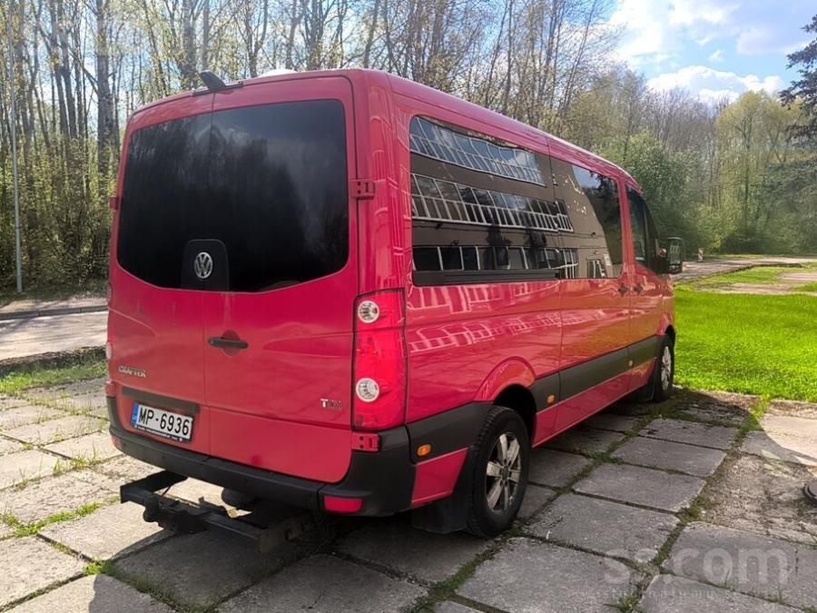 Red Volkswagen Crafter 2009 in Aizkraukle, with an engine capacity of 2.50 L and mileage of 0 thousand km for 8300 €, photo 3 on AUTOMOTO.COM.LV