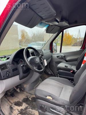Sarkans Volkswagen Crafter 2011 Jelgava, ar dzinēja tilpumu 2.00 L un nobraukumu 539 tūkst. km par 5929 €, foto 6 vietnē AUTOMOTO.COM.LV