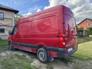 Sarkans Volkswagen Crafter 2012 Jelgava, ar dzinēja tilpumu 2.00 L un nobraukumu 462 tūkst. km par 4000 €, foto 6 vietnē AUTOMOTO.COM.LV