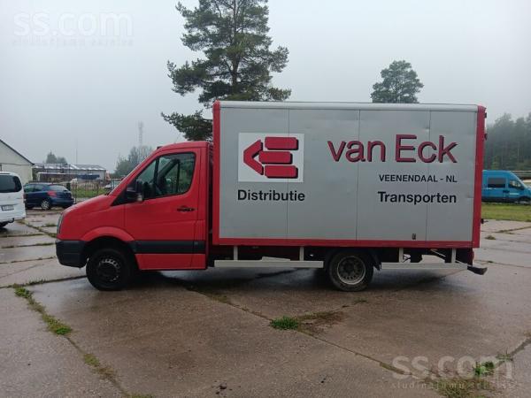 Red Volkswagen Crafter 2014 in Ogre, with an engine capacity of 2.00 L and mileage of 0 thousand km for 7000 €, photo 2 on AUTOMOTO.COM.LV