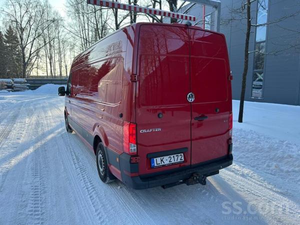 Sarkans Volkswagen Crafter 2018 Rīga, ar dzinēja tilpumu 2.00 L un nobraukumu 235 tūkst. km par 17990 €, foto 7 vietnē AUTOMOTO.COM.LV