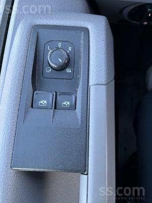 Sarkans Volkswagen Crafter 2019 Rēzekne, ar dzinēja tilpumu 1.90 L un nobraukumu 174 tūkst. km par 15730 €, foto 10 vietnē AUTOMOTO.COM.LV