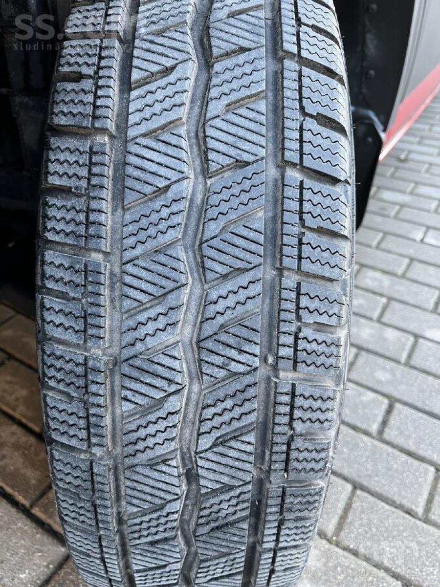 Sarkans Volkswagen Crafter 2019 Rēzekne, ar dzinēja tilpumu 1.90 L un nobraukumu 174 tūkst. km par 15730 €, foto 13 vietnē AUTOMOTO.COM.LV