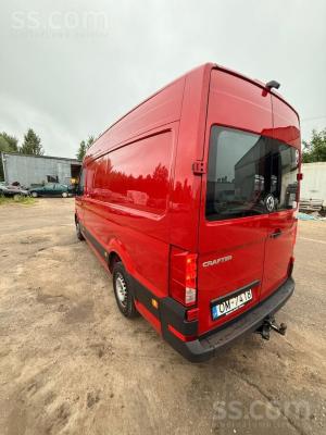 Red Volkswagen Crafter 2023 in Riga, with an engine capacity of 2.00 L and mileage of 22 thousand km for 31777 €, photo 4 on AUTOMOTO.COM.LV