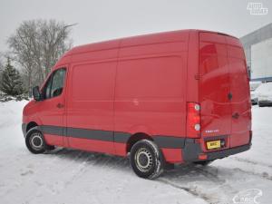 Red Volkswagen Crafter 2016 in Riga, with an engine capacity of 2.00 L and mileage of 285 thousand km for 8000 €, photo 9 on AUTOMOTO.COM.LV