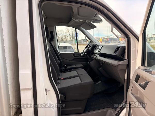 Volkswagen Crafter 2022 in Tallinn, with an engine capacity of 2.00 L and mileage of 213 thousand km for 25300 €, photo 6 on AUTOMOTO.COM.LV