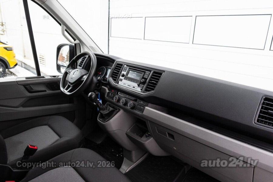 Volkswagen Crafter 2019 in Riga, with an engine capacity of 2.00 L and mileage of 102 thousand km for 17422 €, photo 8 on AUTOMOTO.COM.LV