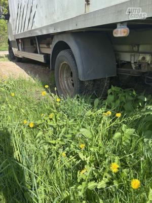 Volkswagen Crafter 2007 in Vilnius, with an engine capacity of 2.40 L and mileage of 250 thousand km for 1900 €, photo 6 on AUTOMOTO.COM.LV