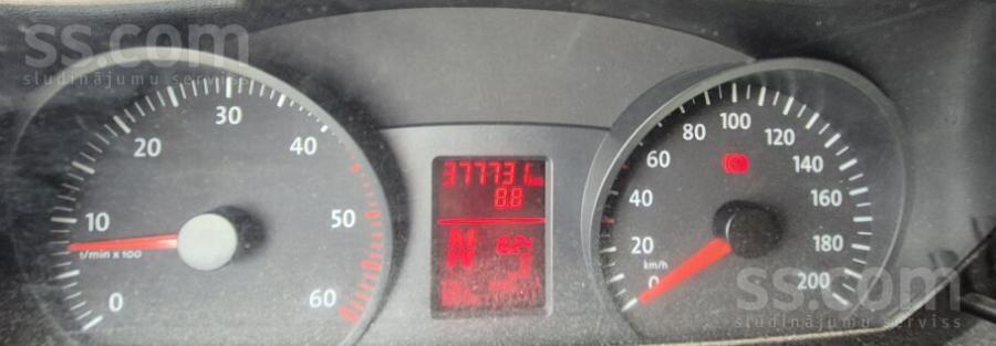Violets Volkswagen Crafter 2008 Rīga, ar dzinēja tilpumu 2.50 L un nobraukumu 378 tūkst. km par 5900 €, foto 9 vietnē AUTOMOTO.COM.LV