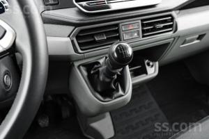Balts Volkswagen Crafter 2025 Rīga, ar dzinēja tilpumu 2.00 L un nobraukumu 4 tūkst. km par 39900 €, foto 18 vietnē AUTOMOTO.COM.LV