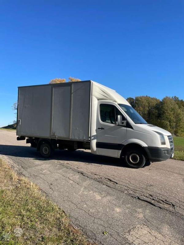 White Volkswagen Crafter 2006 in Kelme, with an engine capacity of 2.50 L and mileage of 320 thousand km for 4100 €, photo 1 on AUTOMOTO.COM.LV