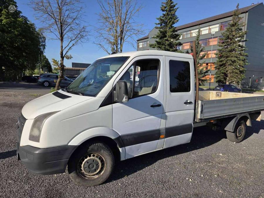 Balts Volkswagen Crafter 2006 Kauņa, ar dzinēja tilpumu 2.46 L un nobraukumu 486 tūkst. km par 4999 €, foto 4 vietnē AUTOMOTO.COM.LV