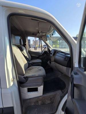 Balts Volkswagen Crafter 2006 Kauņa, ar dzinēja tilpumu 2.46 L un nobraukumu 486 tūkst. km par 4999 €, foto 12 vietnē AUTOMOTO.COM.LV