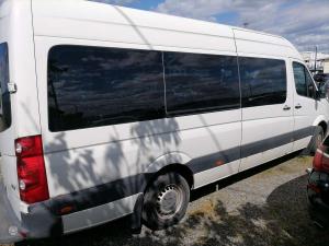 White Volkswagen Crafter 2008 in Panevezys, with an engine capacity of 2.46 L and mileage of 296 thousand km for 8950 €, photo 5 on AUTOMOTO.COM.LV