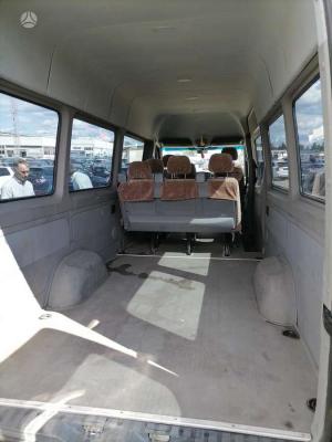 White Volkswagen Crafter 2008 in Panevezys, with an engine capacity of 2.46 L and mileage of 296 thousand km for 8950 €, photo 9 on AUTOMOTO.COM.LV
