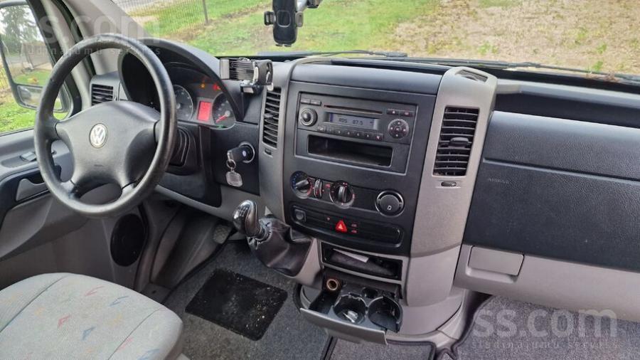 Balts Volkswagen Crafter 2008 Dobele, ar dzinēja tilpumu 2.50 L un nobraukumu 330 tūkst. km par 4500 €, foto 8 vietnē AUTOMOTO.COM.LV