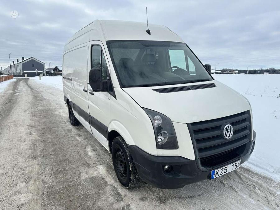 White Volkswagen Crafter 2009 in Kaunas, with an engine capacity of 2.46 L and mileage of 405 thousand km for 3900 €, photo 6 on AUTOMOTO.COM.LV
