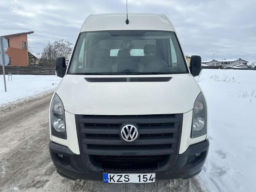 White Volkswagen Crafter 2009 in Kaunas, with an engine capacity of 2.46 L and mileage of 405 thousand km for 3900 €, photo 7 on AUTOMOTO.COM.LV