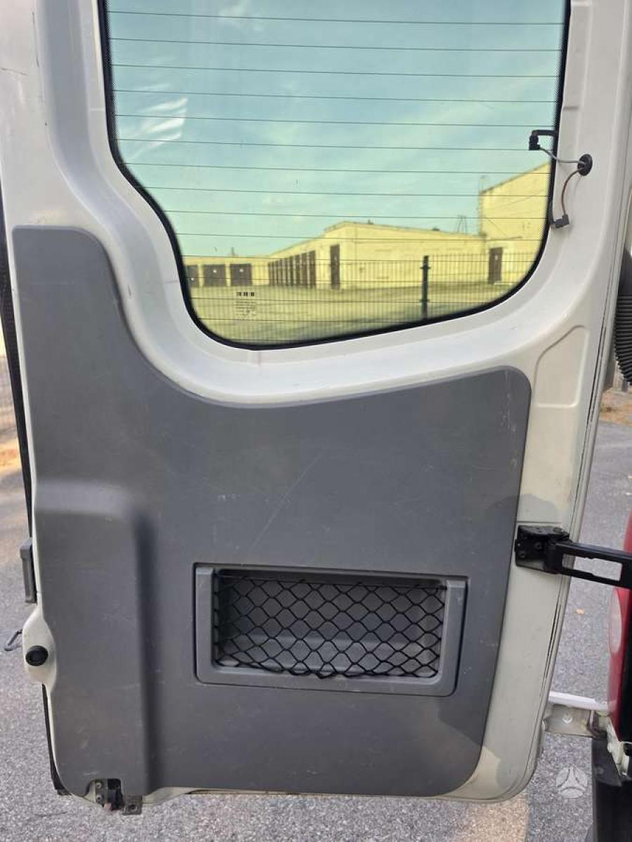 Balts Volkswagen Crafter 2009 Kėdainiai, ar dzinēja tilpumu 2.50 L un nobraukumu 365 tūkst. km par 8500 €, foto 13 vietnē AUTOMOTO.COM.LV