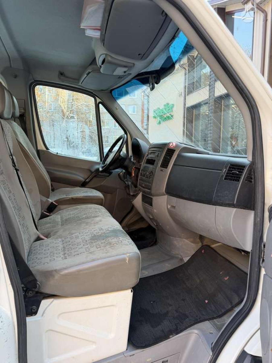 Balts Volkswagen Crafter 2010 Kauņa, ar dzinēja tilpumu 2.46 L un nobraukumu 543 tūkst. km par 2500 €, foto 9 vietnē AUTOMOTO.COM.LV