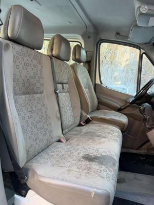 Balts Volkswagen Crafter 2010 Kauņa, ar dzinēja tilpumu 2.46 L un nobraukumu 543 tūkst. km par 2500 €, foto 10 vietnē AUTOMOTO.COM.LV