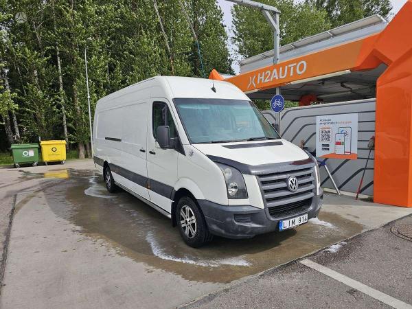 White Volkswagen Crafter 2010 in Kaunas, with an engine capacity of 2.46 L and mileage of 420 thousand km for 1 €, photo 1 on AUTOMOTO.COM.LV