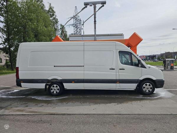 White Volkswagen Crafter 2010 in Kaunas, with an engine capacity of 2.46 L and mileage of 420 thousand km for 1 €, photo 3 on AUTOMOTO.COM.LV