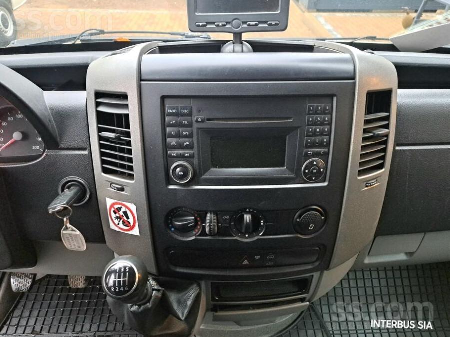 Balts Volkswagen Crafter 2011 Rīga, ar dzinēja tilpumu 2.00 L un nobraukumu 0 tūkst. km par 7900 €, foto 11 vietnē AUTOMOTO.COM.LV